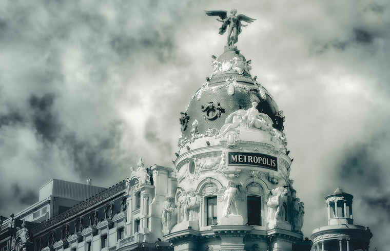 Edificio Metrópolis | Landscape of Light